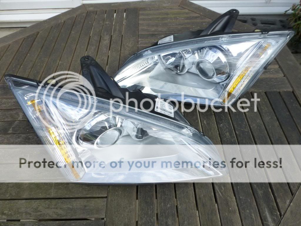 Ford Focus ST Xenon Headlights incl. bulbs | Project Puma - Ford Puma ...