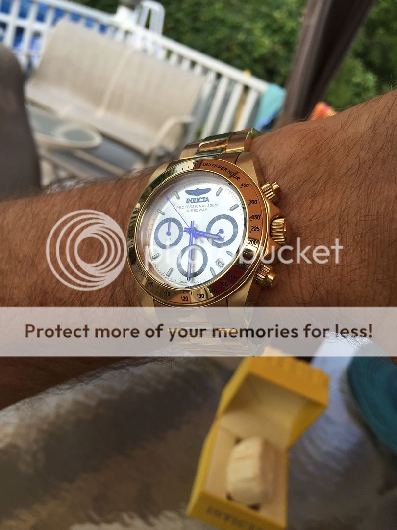 Invicta Speedway Gold "Daytona Homage" | WatchUSeek Watch Forums